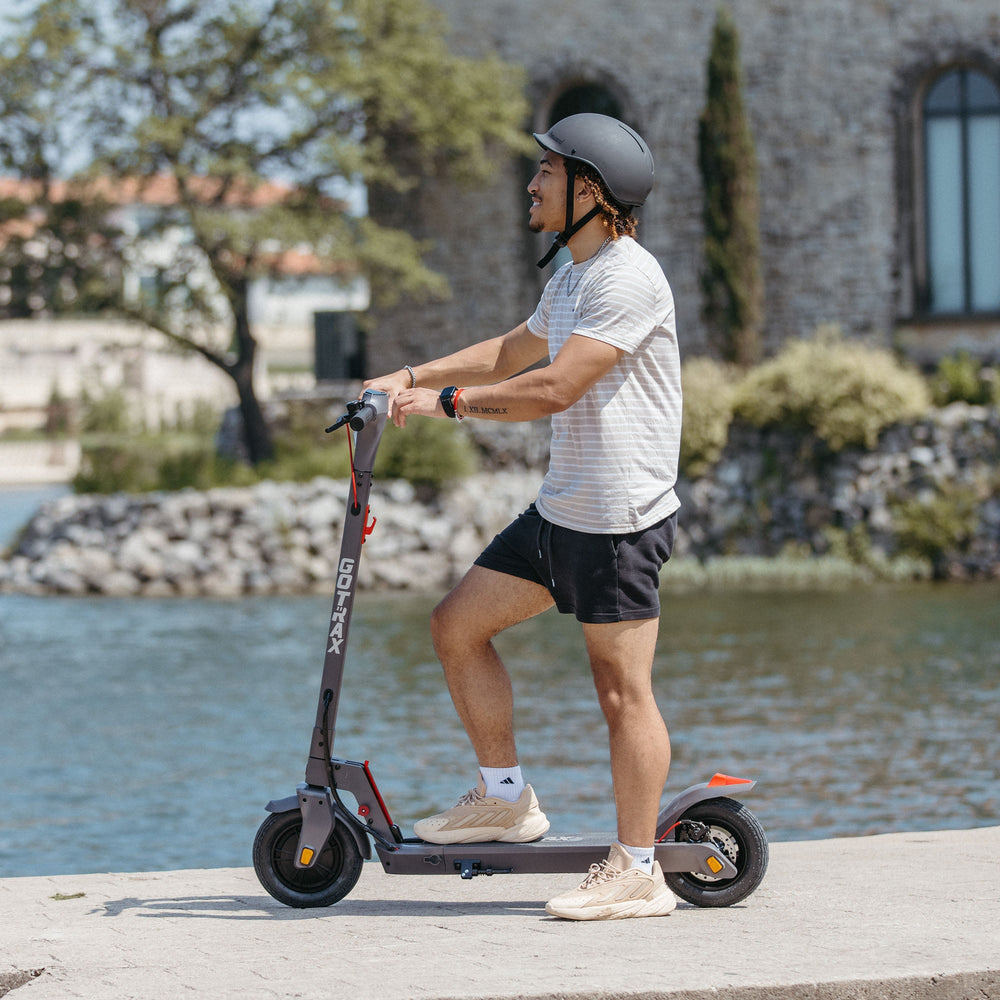 XR Pro Electric Scooter - GOTRAX.com