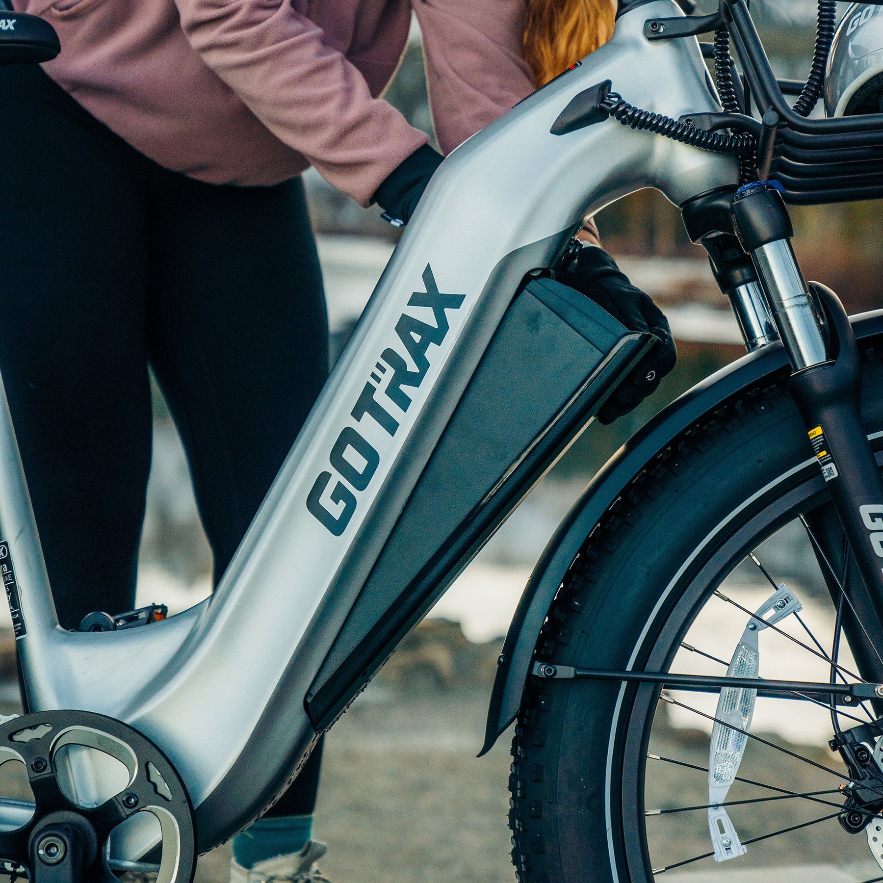 Tundra Fat Tire Electric Bike - GOTRAX.com